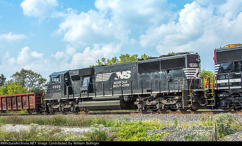 NS 6909